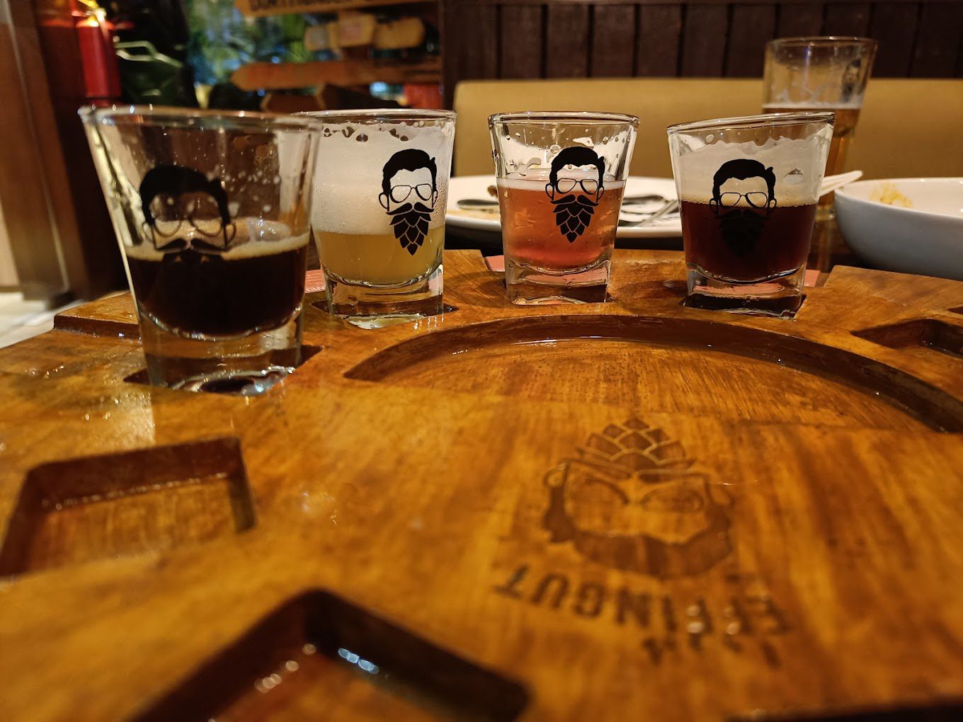 7 Best Party Beers to Keep the Good Times Rolling - Effingut